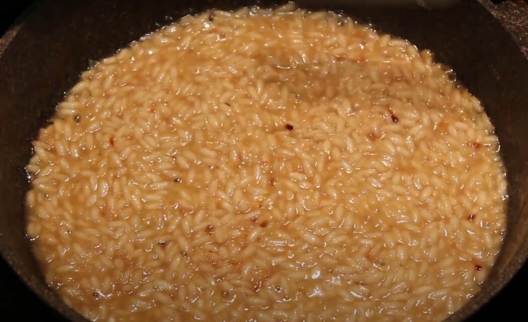 How to Make the Perfect Classic Risotto – Easy & Creamy Recipe - yes ...