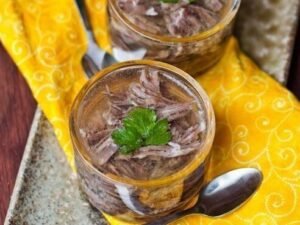 Traditional Meated Jelly (Aspic) Recipe – Authentic Eastern European ...
